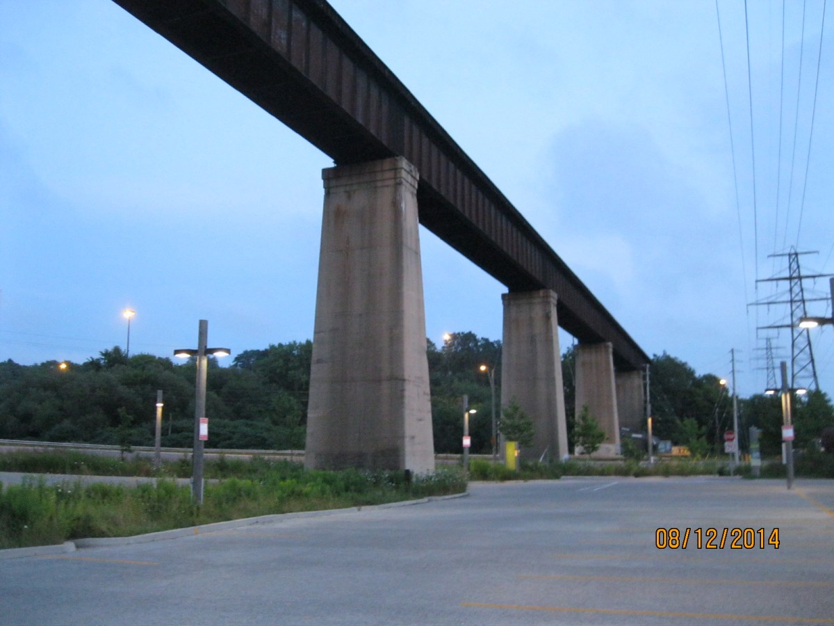 Half-Mile Bridge | Hiking the GTA