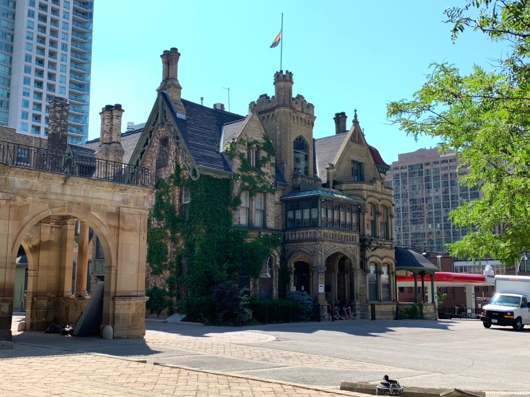 The Mansions of Jarvis Street | Hiking the GTA