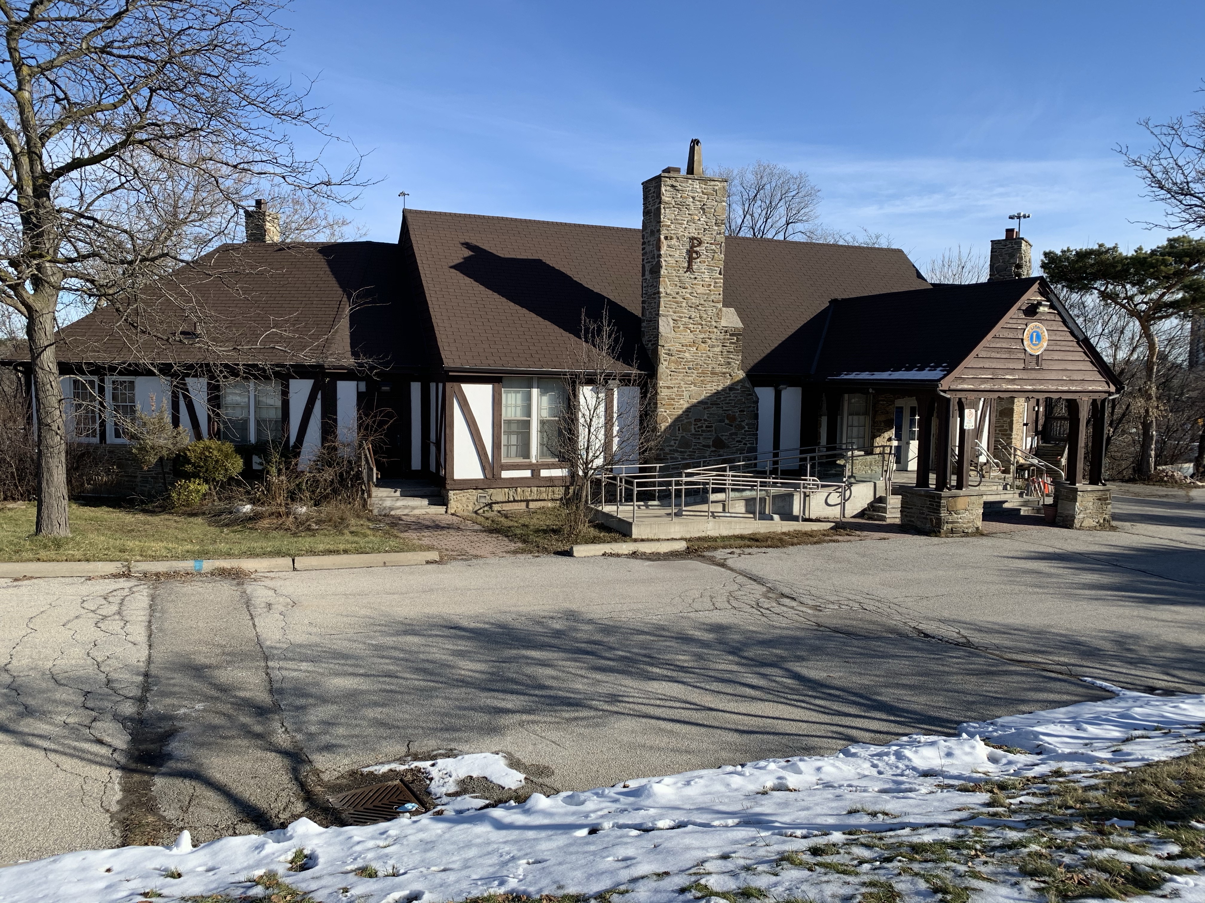 Pine Point Golf and Country Club | Hiking the GTA