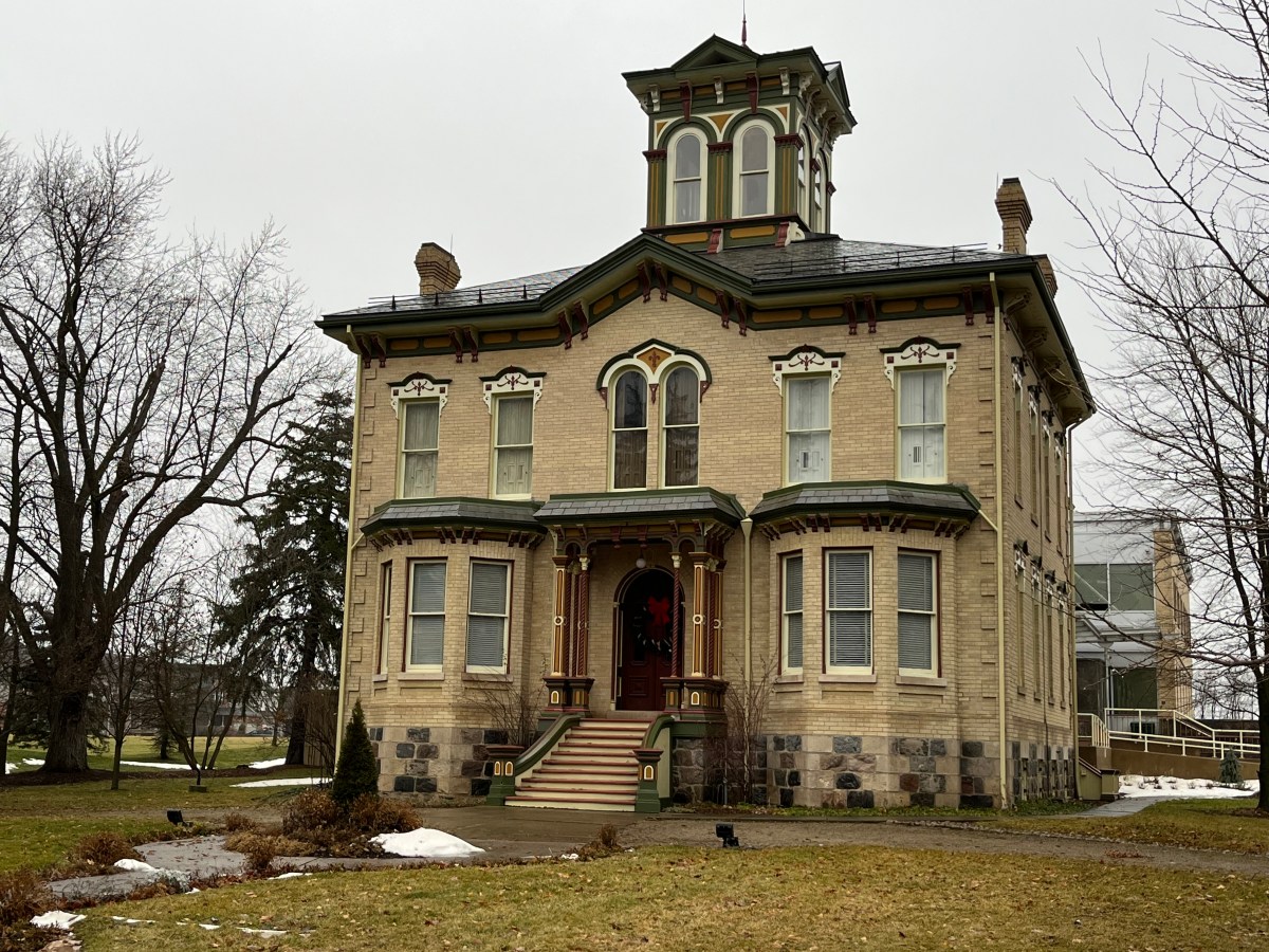 Castle Killbride | Hiking the GTA